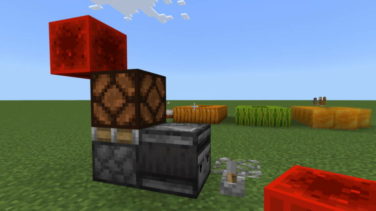 How to Make a T Flip Flop in Minecraft Bedrock Edition - Touch, Tap, Play