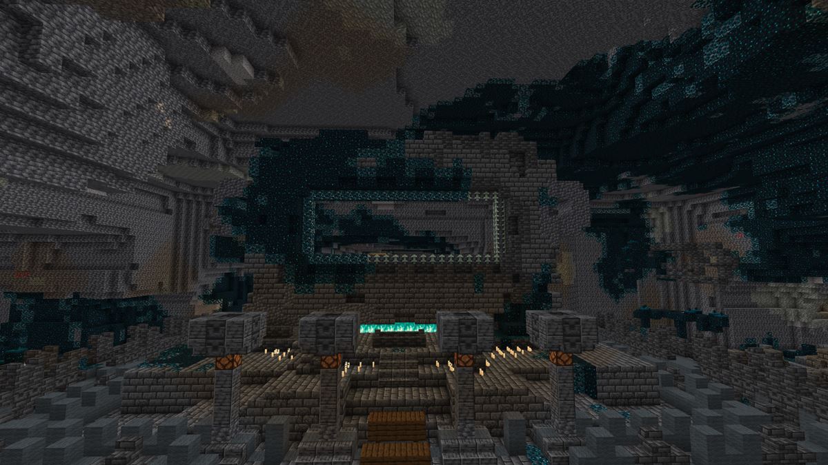 How to Find and Raid Ancient City in Minecraft | Tips & Guide - Touch ...